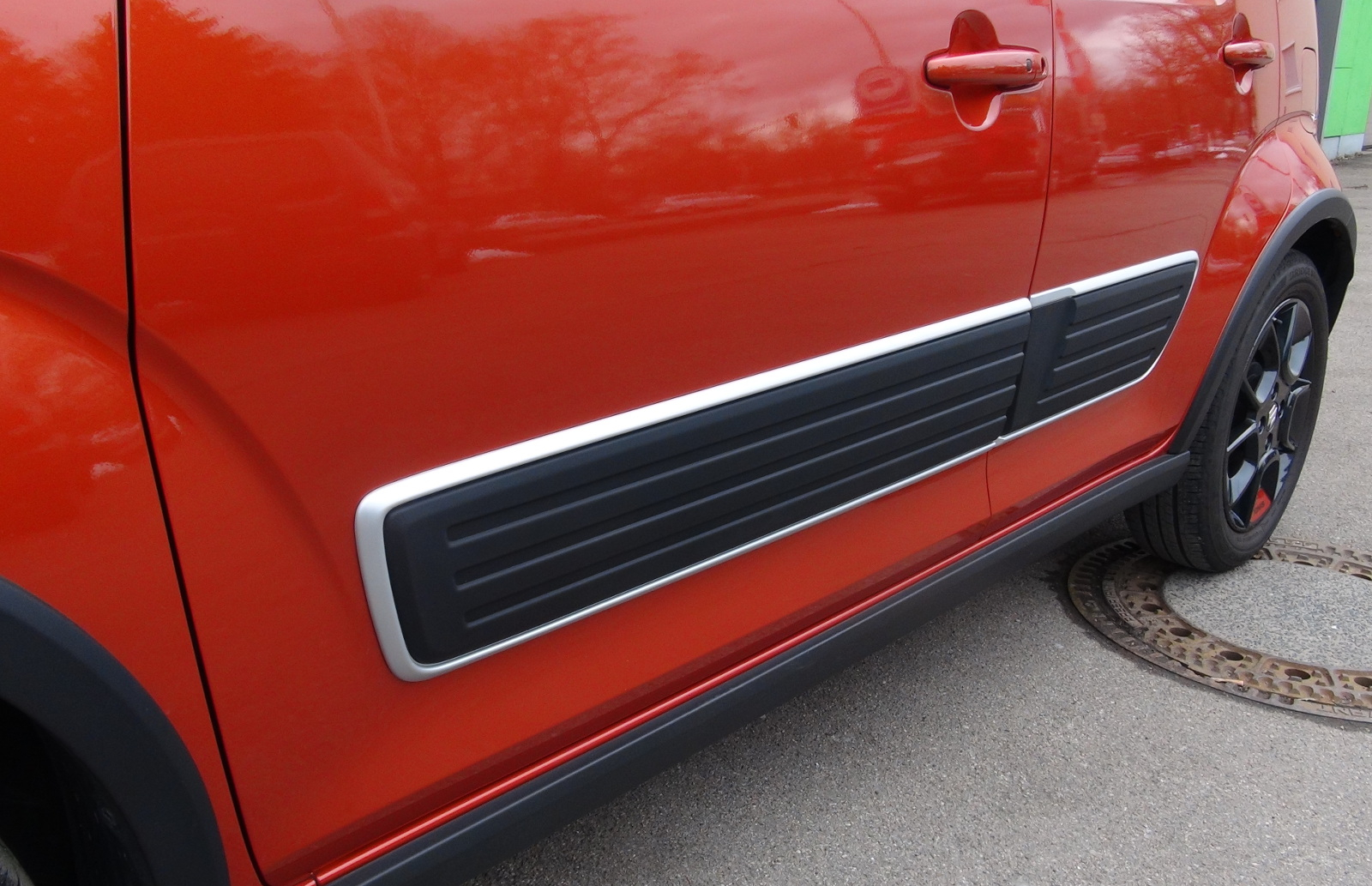 Autohaus Fürst Onlineshop - Side Body Moulding Set for SUZUKI IGNIS