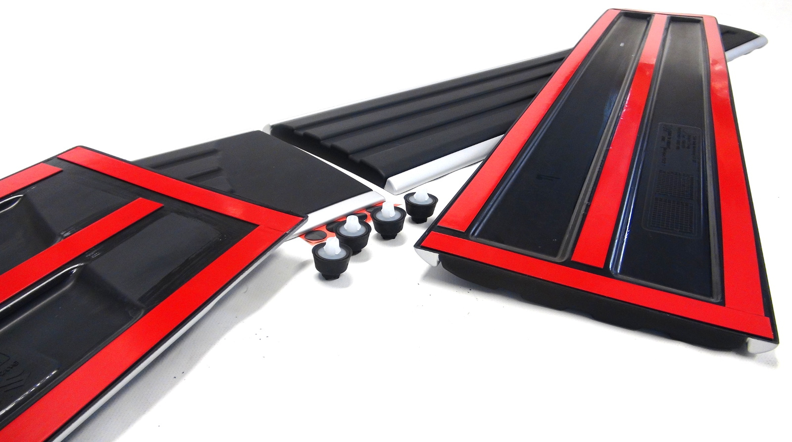 Autohaus Fürst Onlineshop - Side Body Moulding Set for SUZUKI IGNIS